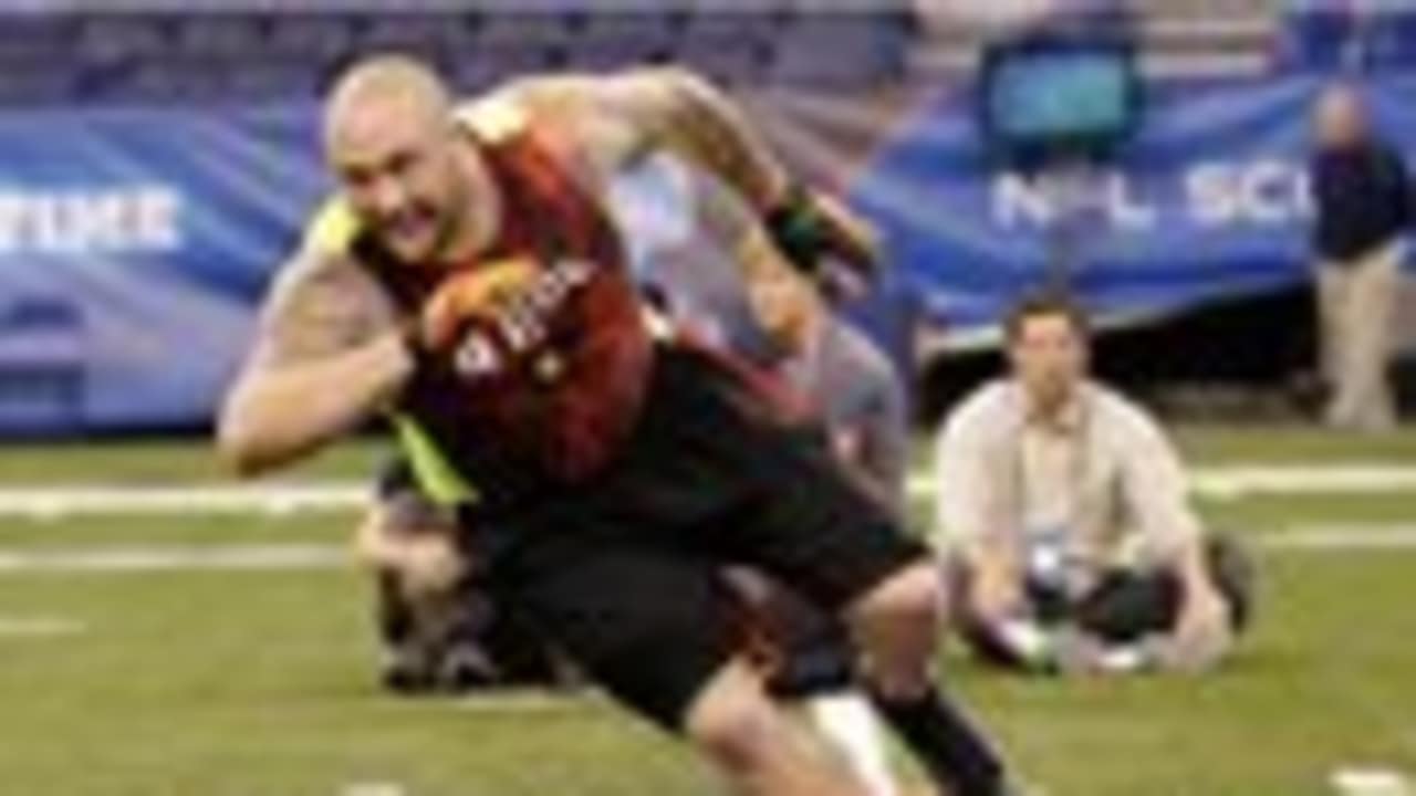 Seahawks’ third pick in seventh round: New Hampshire OG Jared Smith