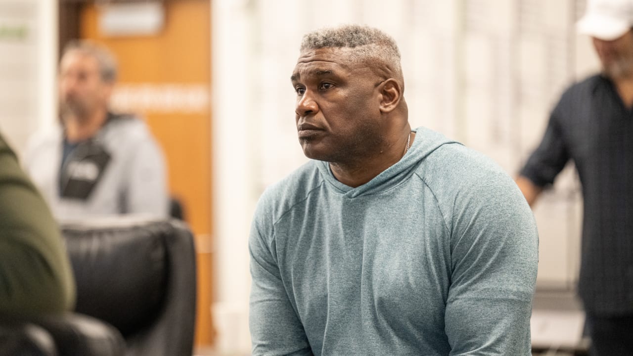 Seahawks Senior Personnel Executive Alonzo Highsmith Heads To ...