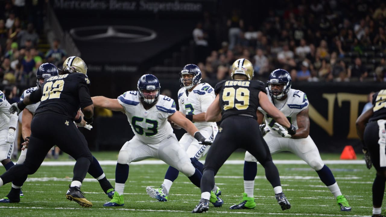 Seahawks Fall Short at Saints, 25-20