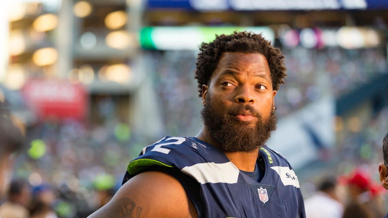 Seahawks Defensive End Michael Bennett Announces Campaign To Support ...