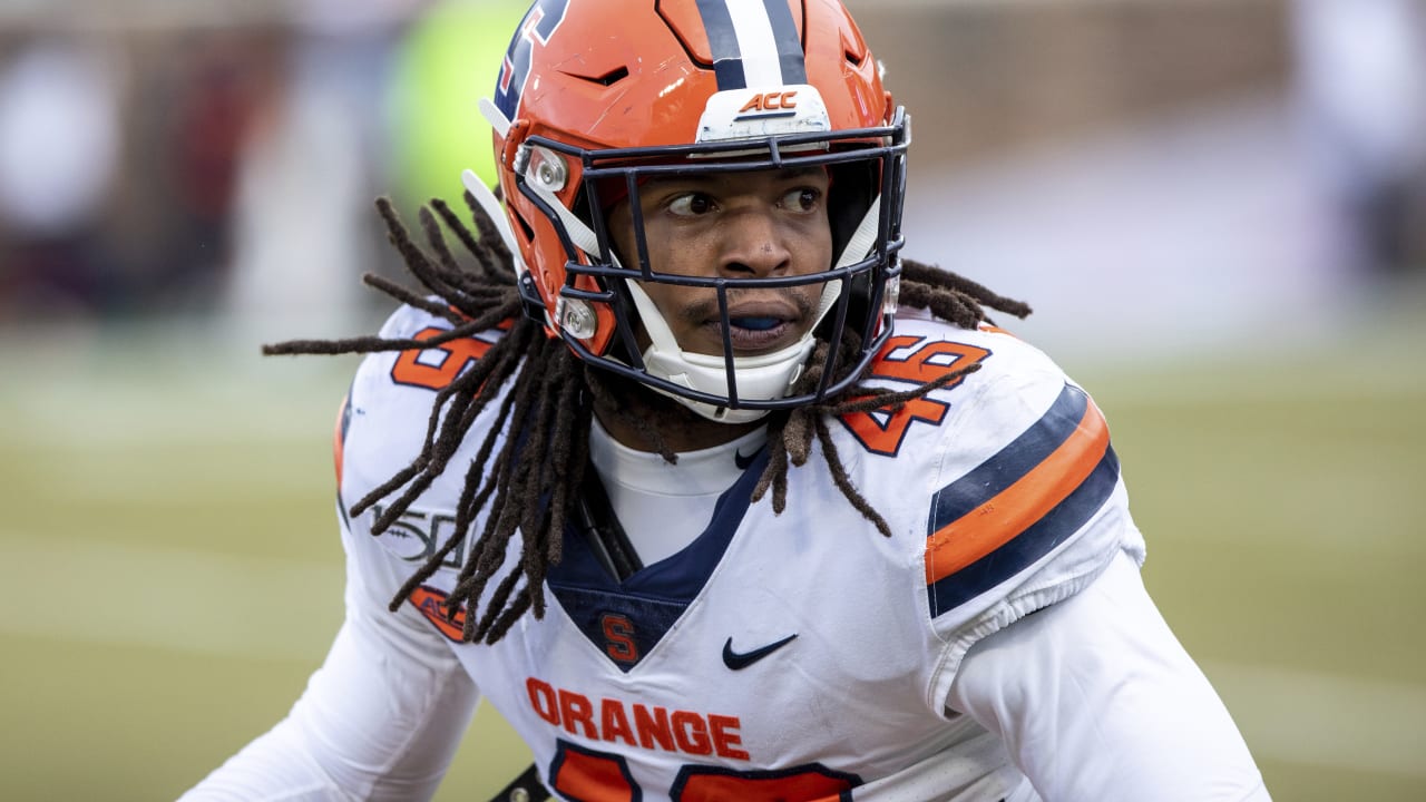 Seahawks Sign LB Lakiem Williams, Release DE Aldon Smith