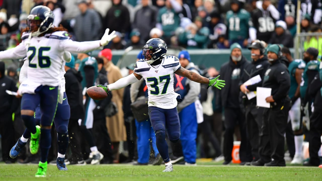 2019 Week 12: Quandre Diggs Rips Ball From Receiver's Hands For Key ...