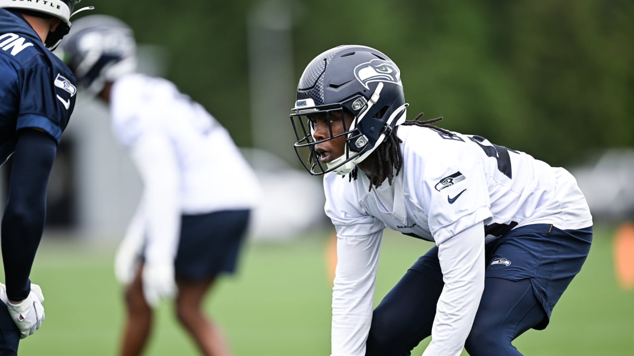 Seahawks Sign NT Matthew Gotel, CB Montrae Braswell & WR Justin Marshall