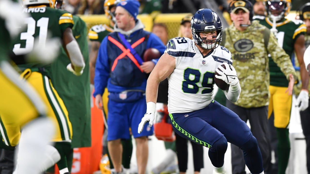 Seahawks Activate Will Dissly & Brandon Shell From COVID-19 List