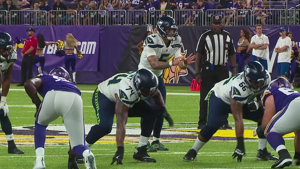 Raible Call of the Game: Alex McGough to David Moore For Touchdown