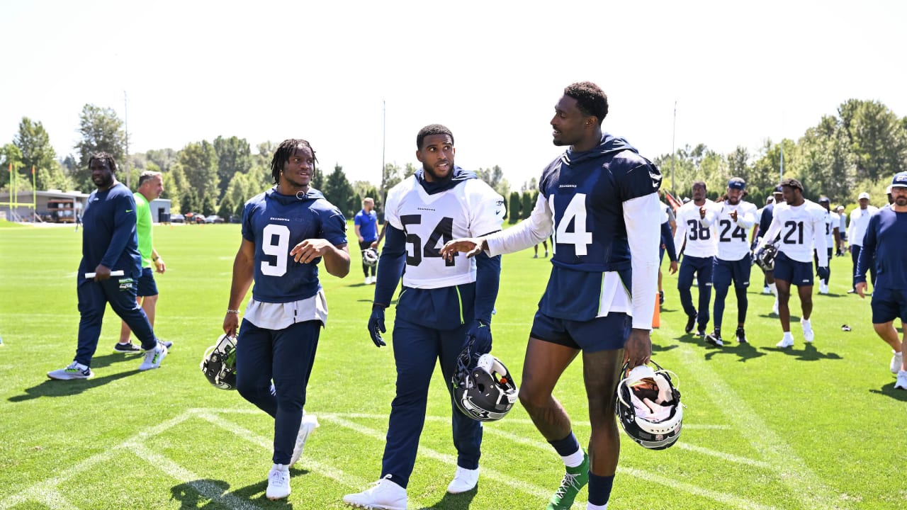 PHOTOS: Seahawks Finish The Week With OTA #6