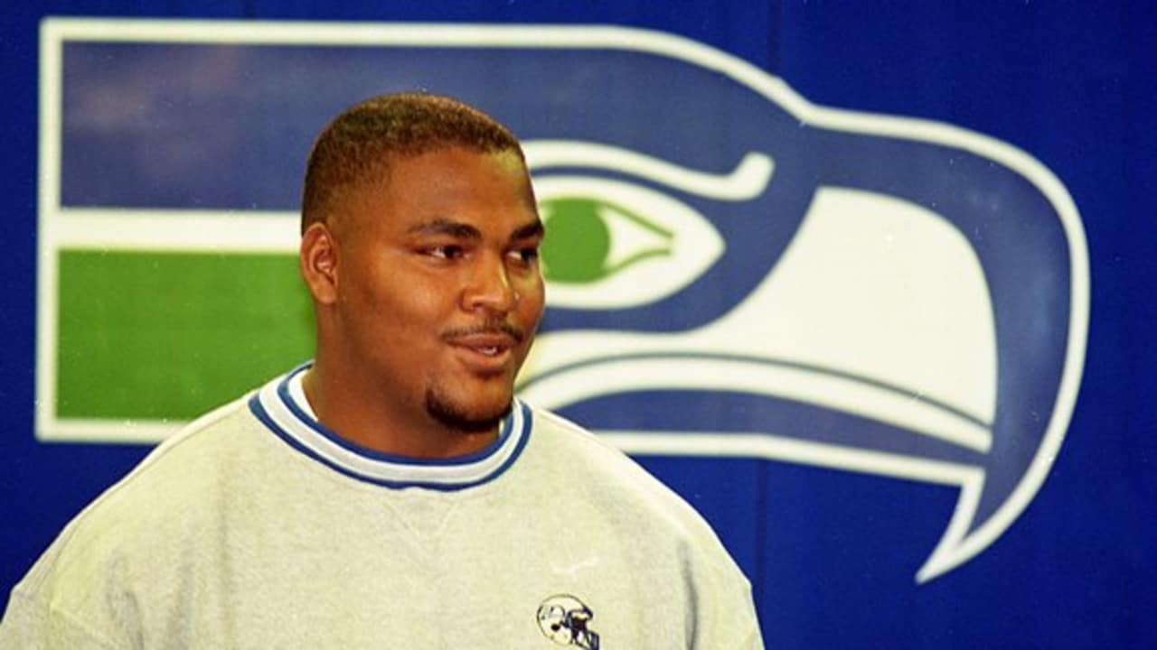 The Hall of Fame Career of Walter Jones