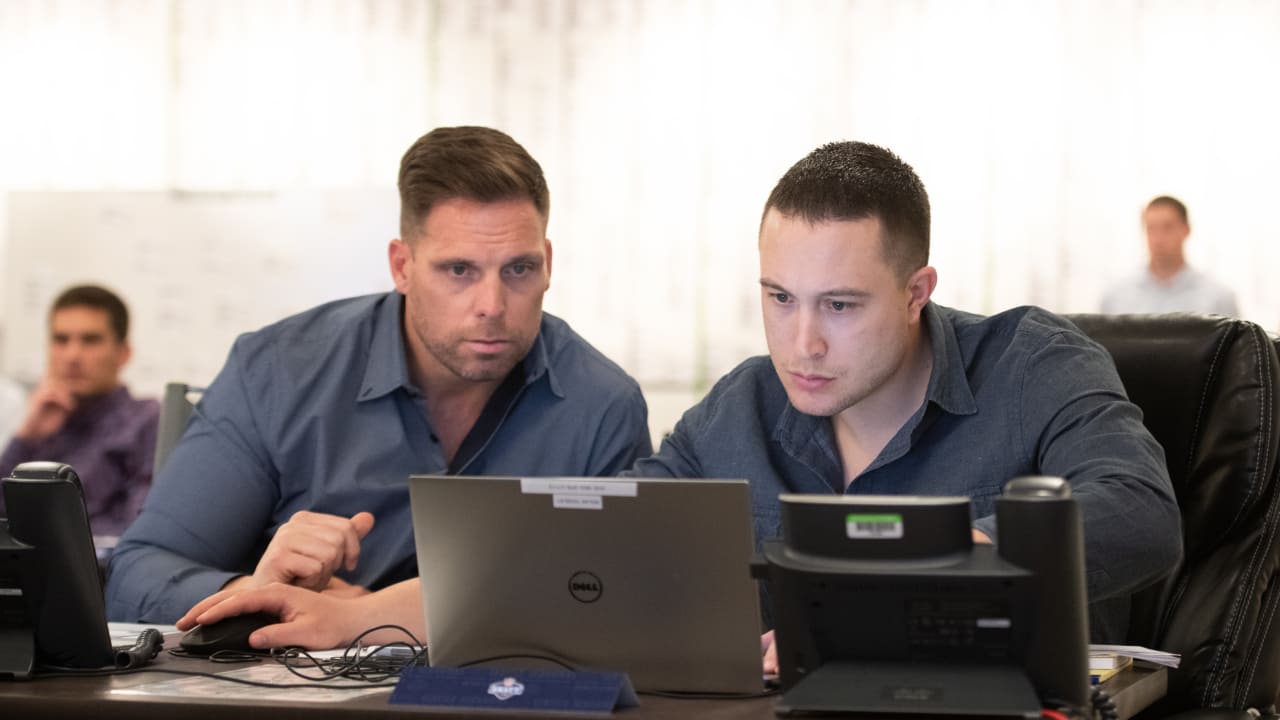 Seahawks Promote Nolan Teasley To Director Of Pro Personnel