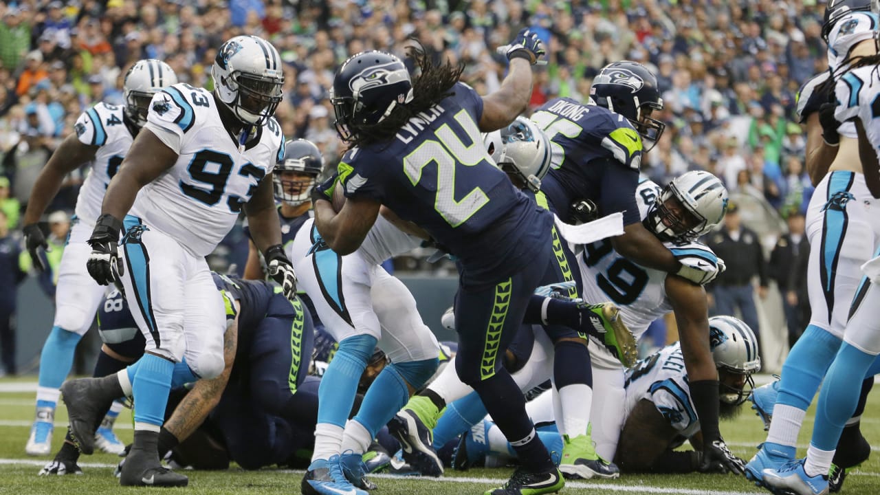 Seattle Seahawks Running Back Marshawn Lynch Scores First Touchdown of 2015
