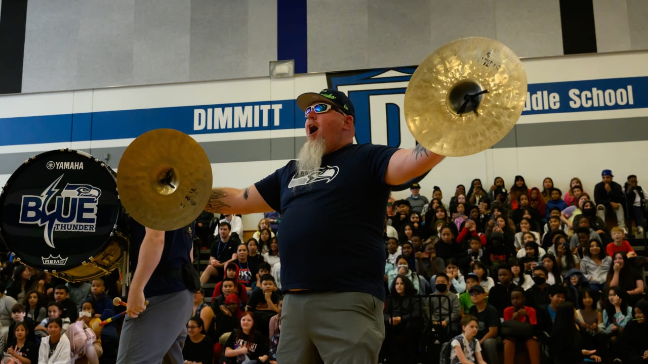 PHOTOS: Seahawks Visit Dimmit Middle School For Countdown to Kickoff