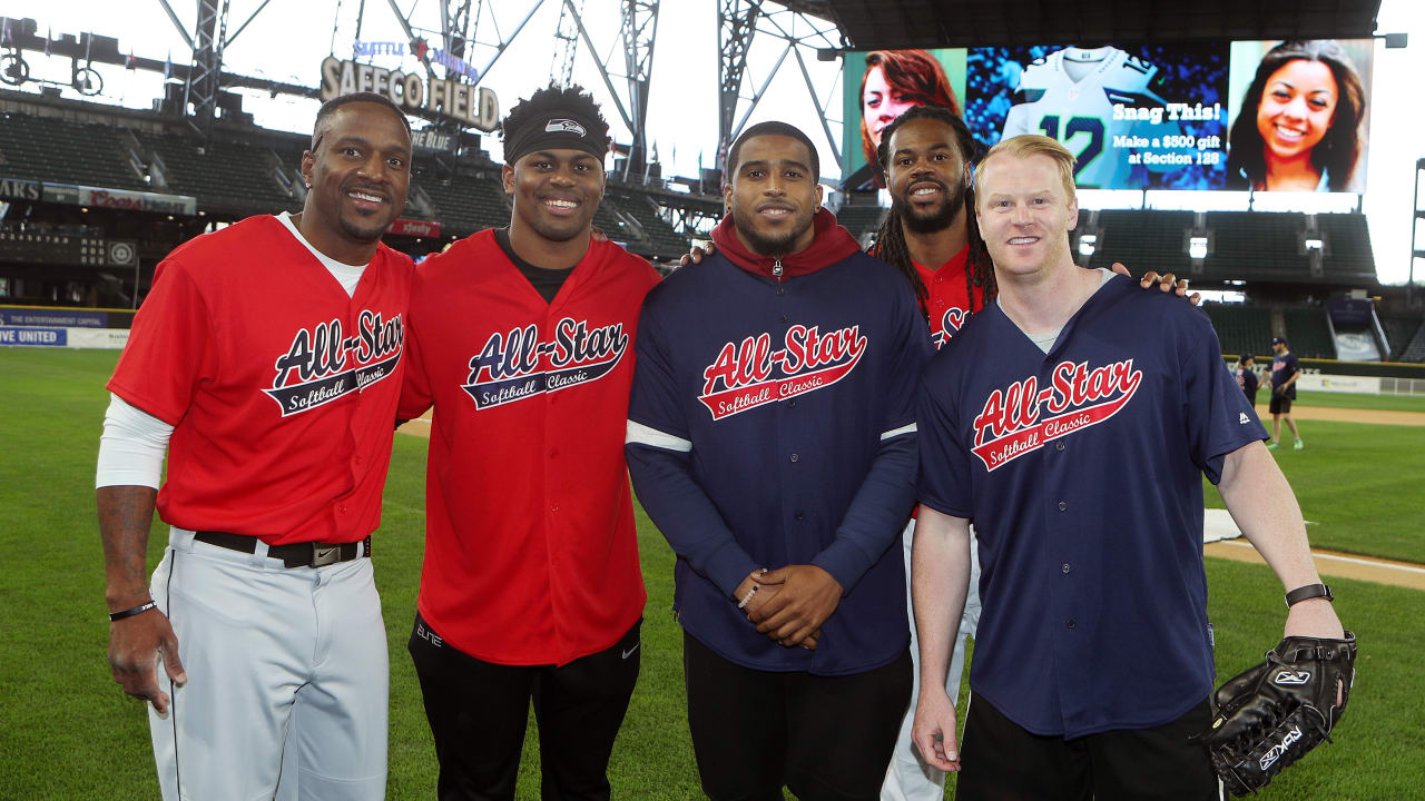 Seahawks Take Part In United Way All-Star Softball Classic