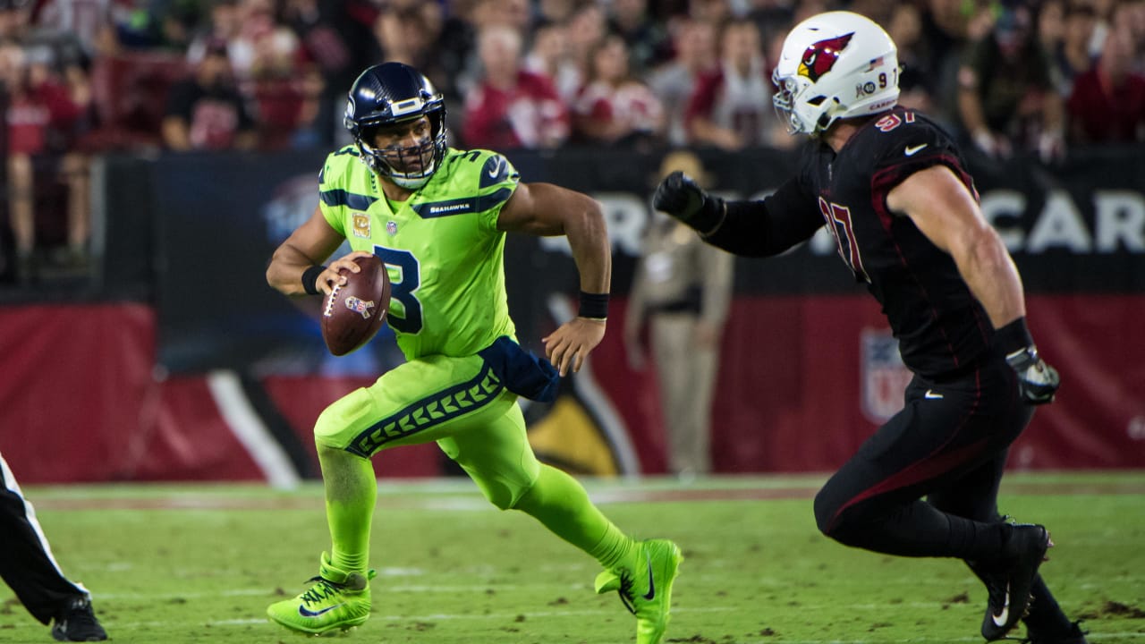 Russell Wilson Comes Up Big On “Pretty Emotional” Day