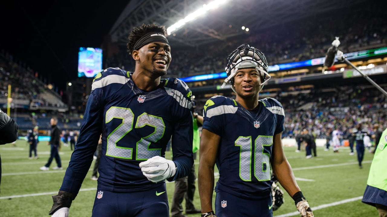 Tuesday Practice Report: Six Seahawks Return To Estimated Full ...