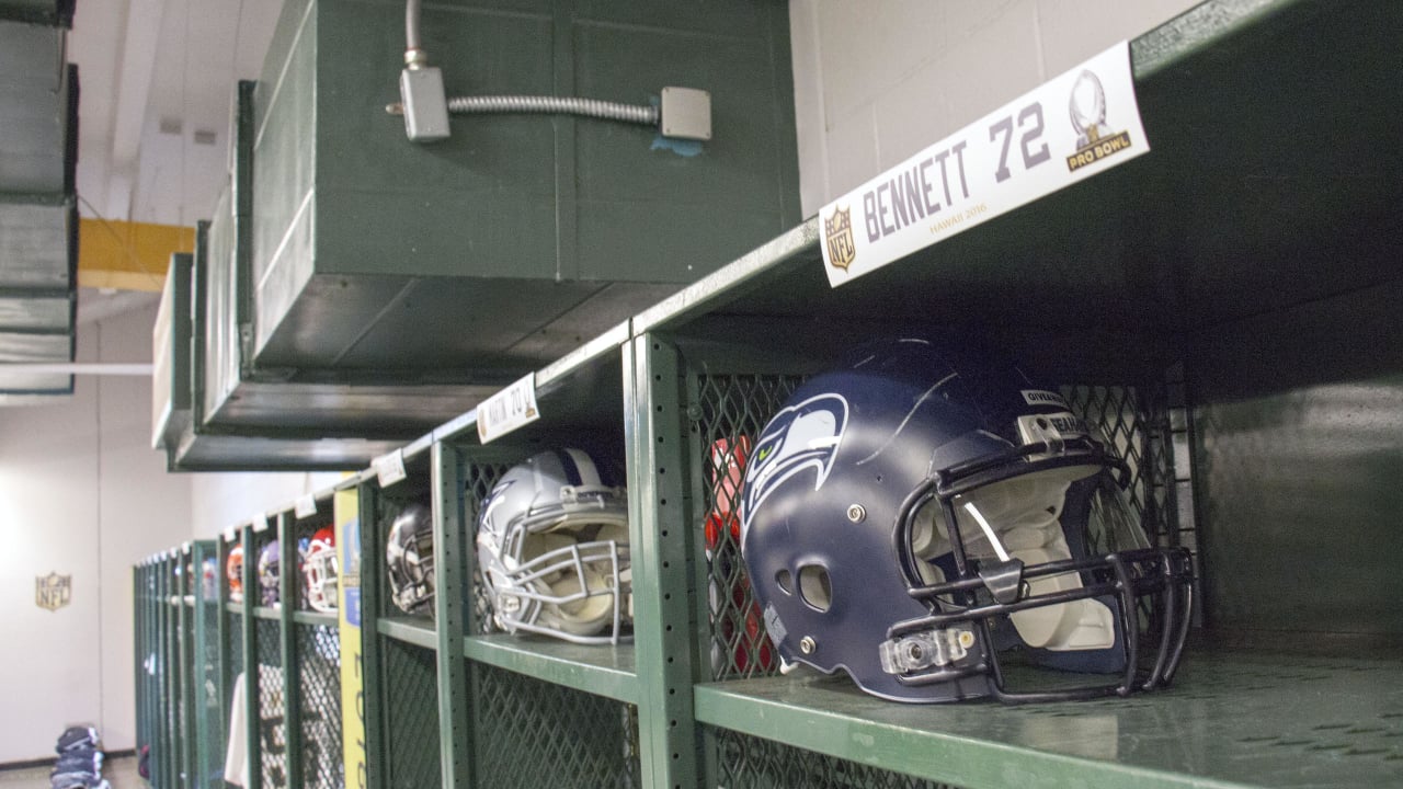2016 Pro Bowl: Pregame Locker Room