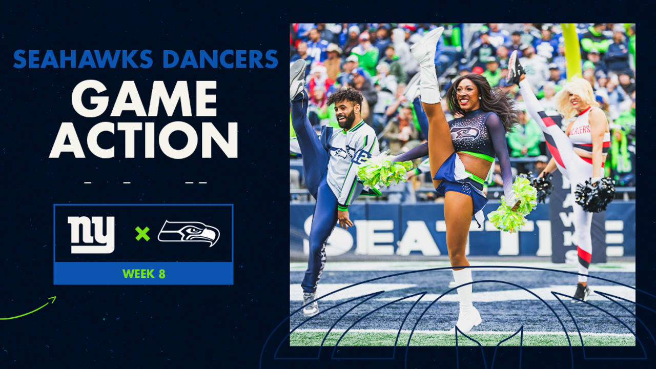 PHOTOS: Seahawks Dancers Perform During Week 8 vs. Giants