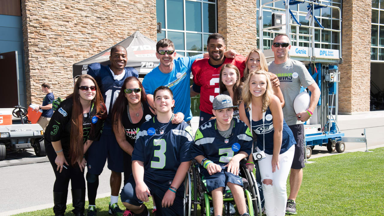 Make-A-Wish Visit To Seahawks Practice A “Pretty Awesome” Experience ...