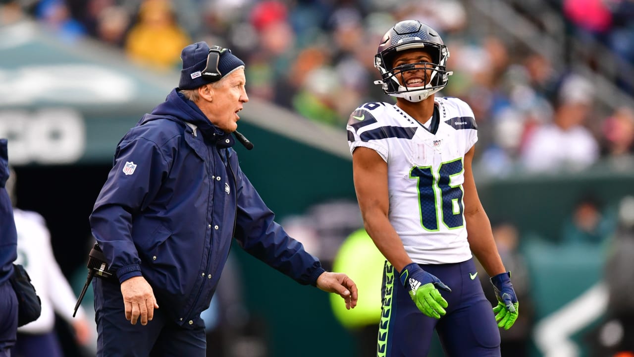 Seahawks Improve To 6-0 On The Road For The First Time In Franchise History