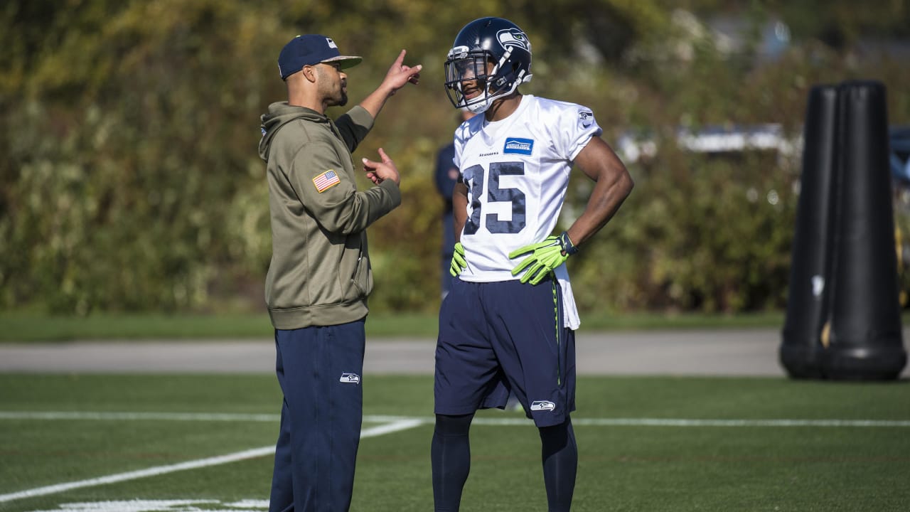Seahawks Defense Goes "Right Back to the Drawing Board" to Reinforce ...