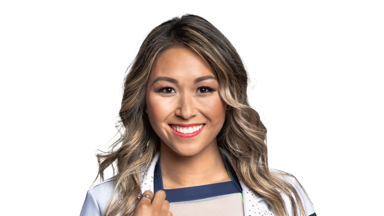 PHOTOS: Glamour Shots Of Seahawks Dancer Kiana