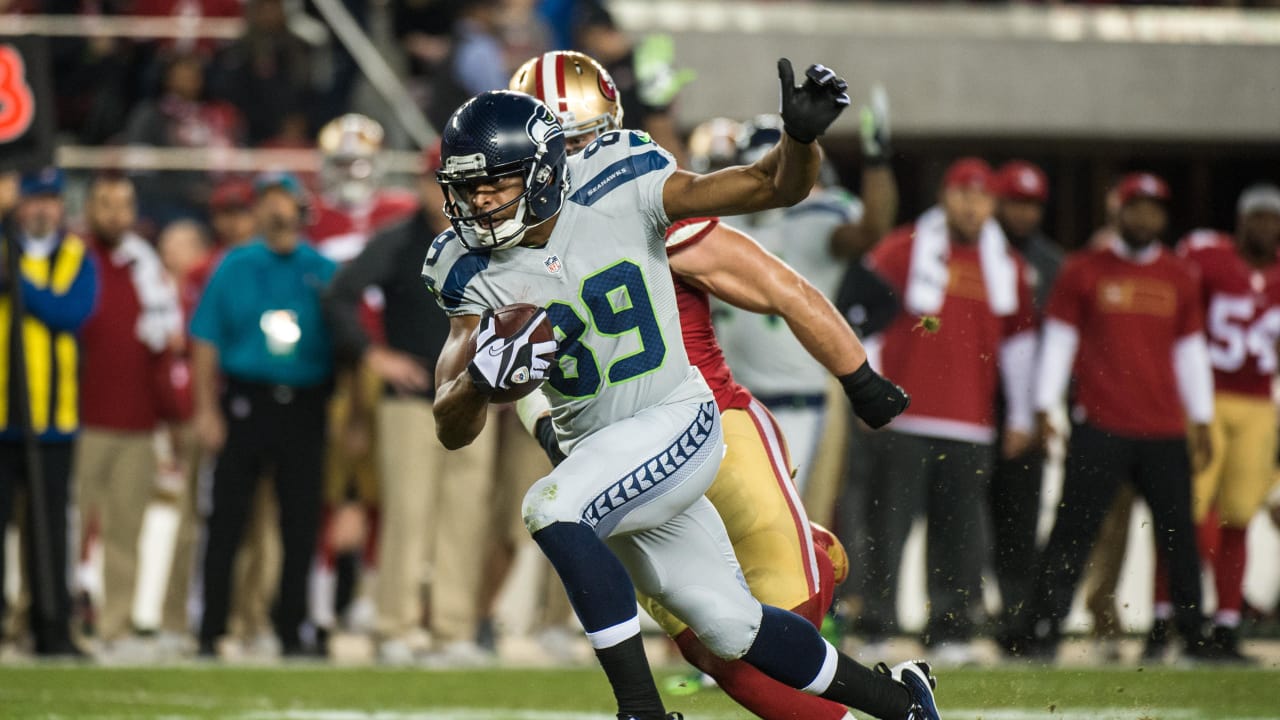 Seahawks Will Wear Wolf Grey on Thursday Night Football at San ...