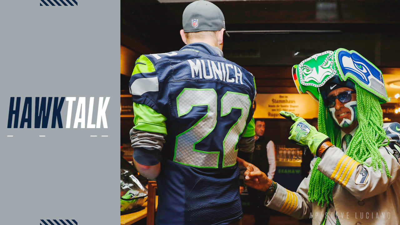 Hawk Talk Podcast: 12s Überall