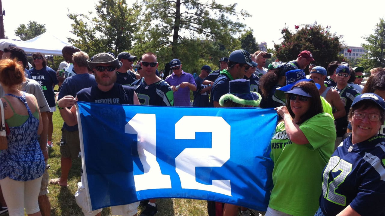 Photo Gallery - Seahawks at Panthers: 12th MAN
