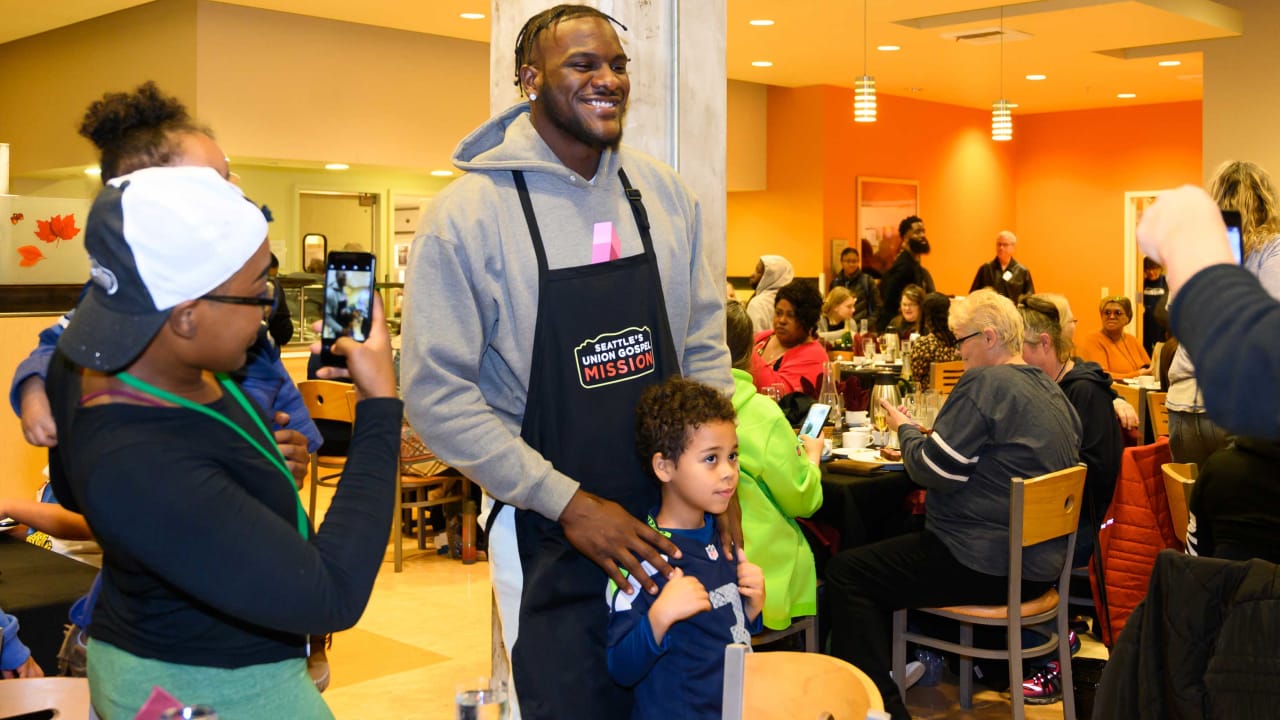 Frank Clark Announces #GiveYourBest Challenge To Help Fight ...