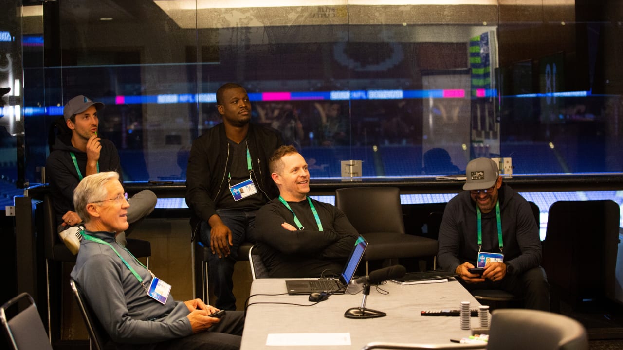 A “Starstruck” Star QB, Nerves, Mini Cheesecakes & More From Inside The ...