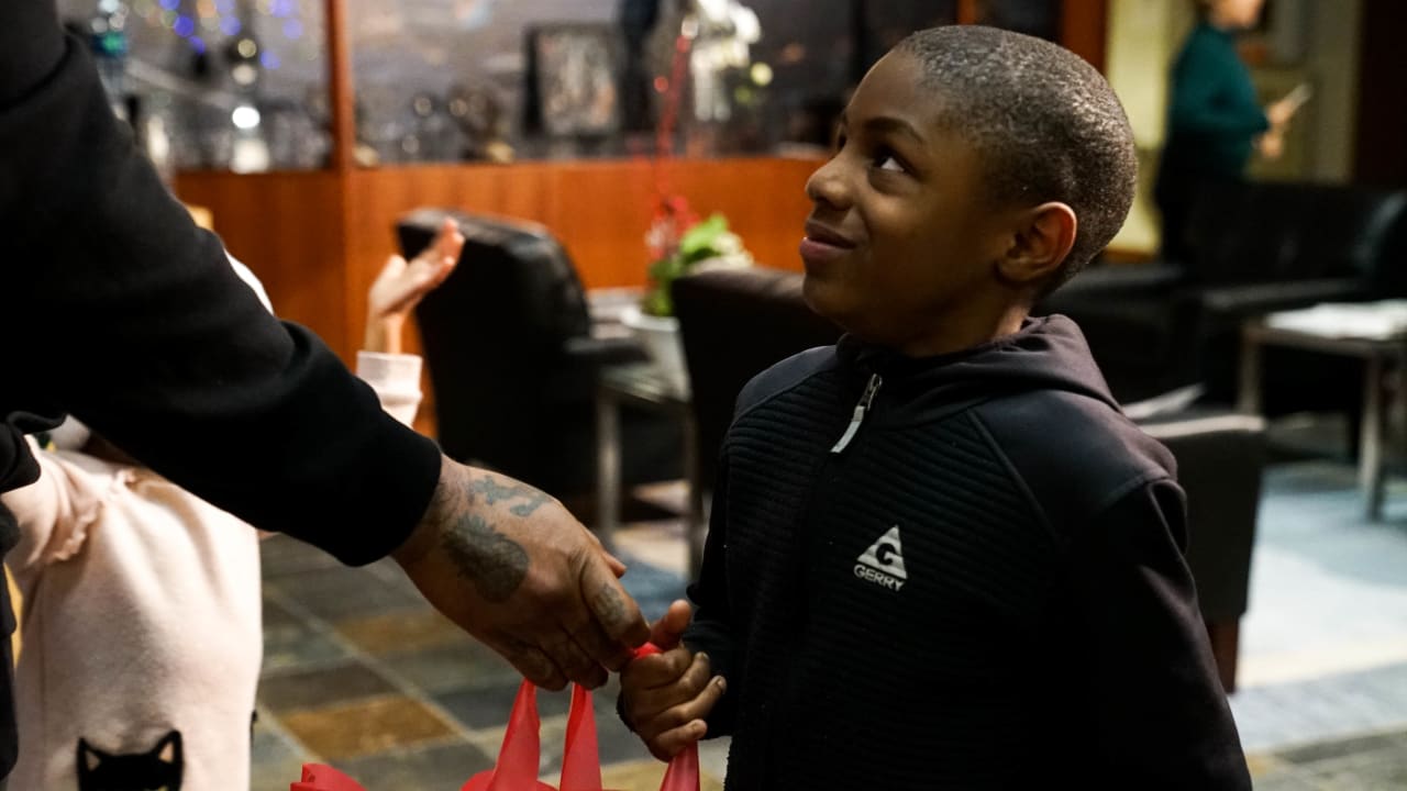 George Fant, Quinton Jefferson Host Holiday Gift-Giving Event For ...