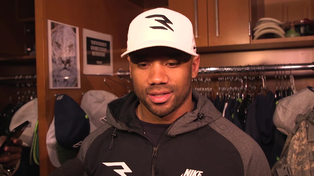 Russell Wilson 2018 Locker Clean Out Press Conference