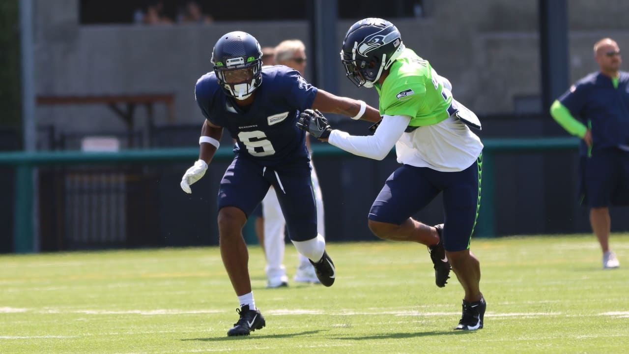 Seahawks Make Roster Moves, Adding Two Receivers