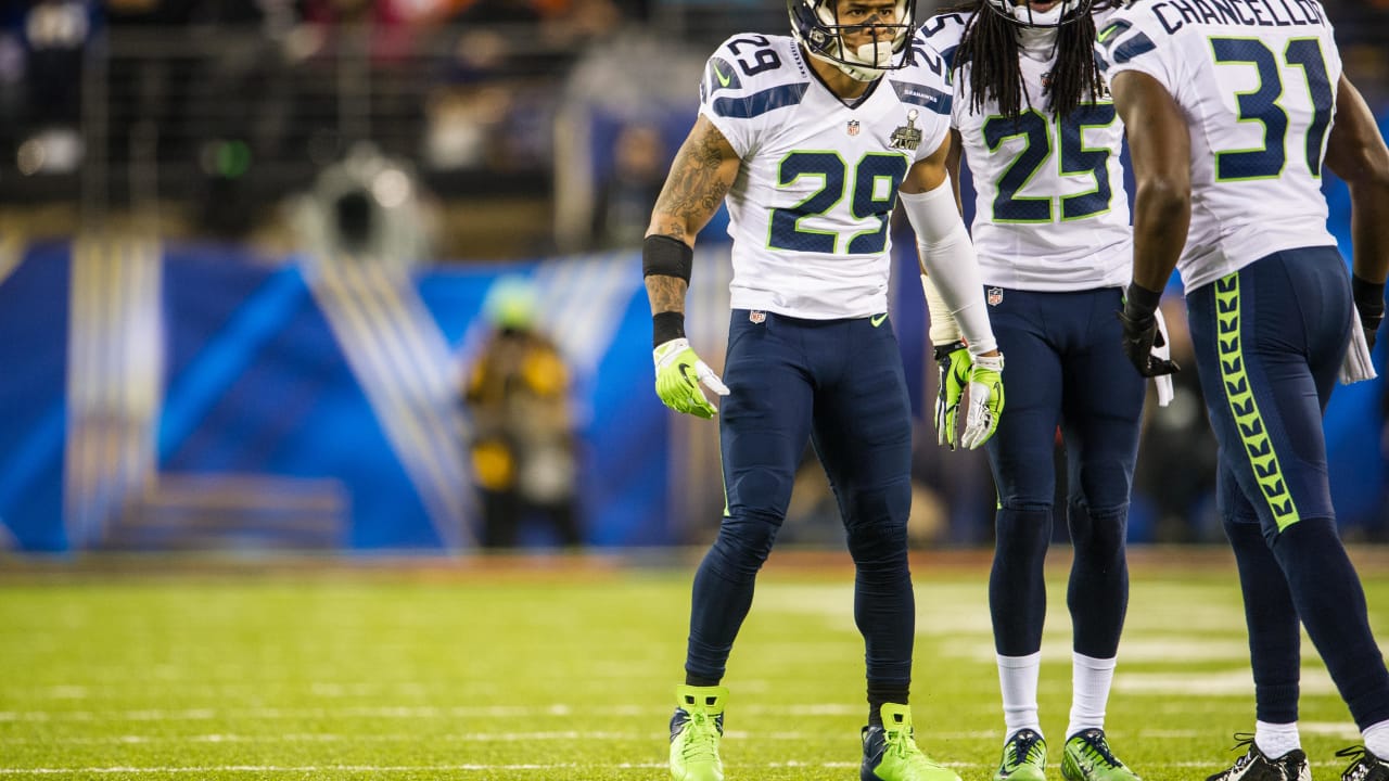 Thursday Round-Up: 2013 Seahawks Ranked Among Top 5 Defenses of All-Time