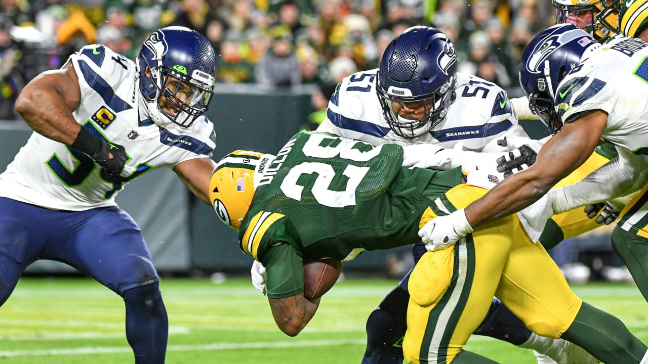 Seahawks Defense Shines In Loss To Packers
