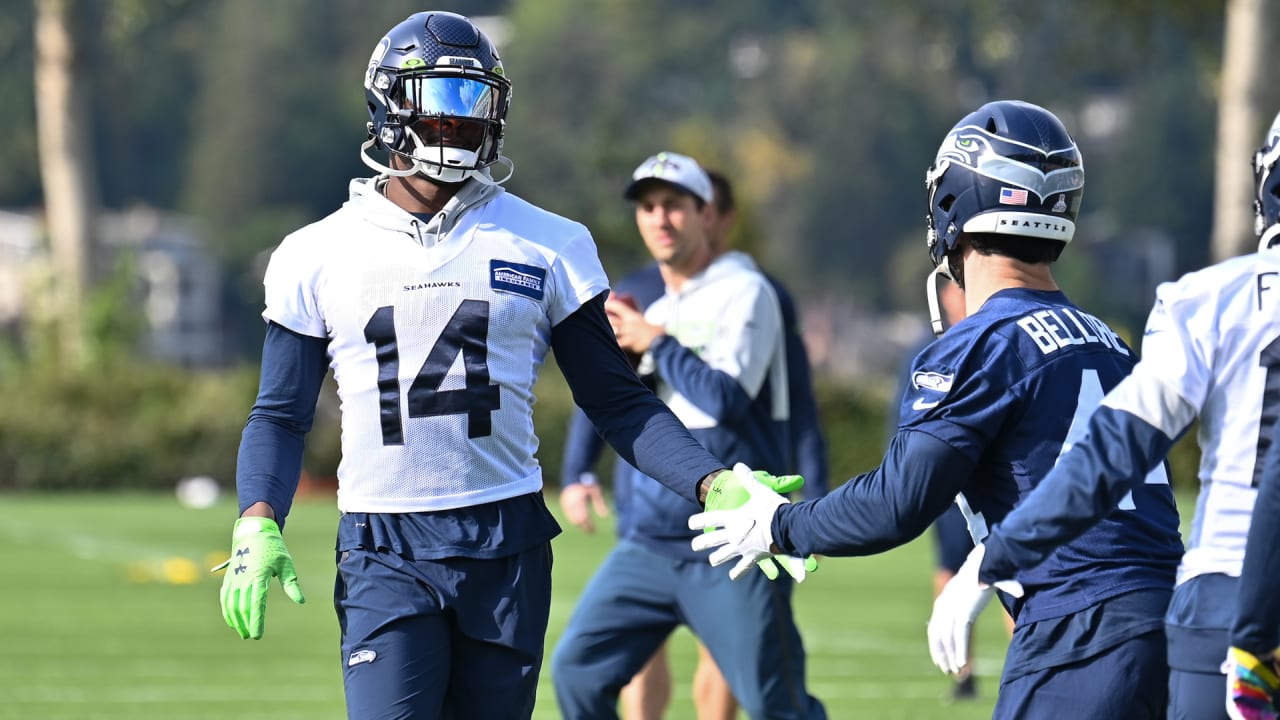 PHOTOS: Best Shots From Seahawks Practice - October 13