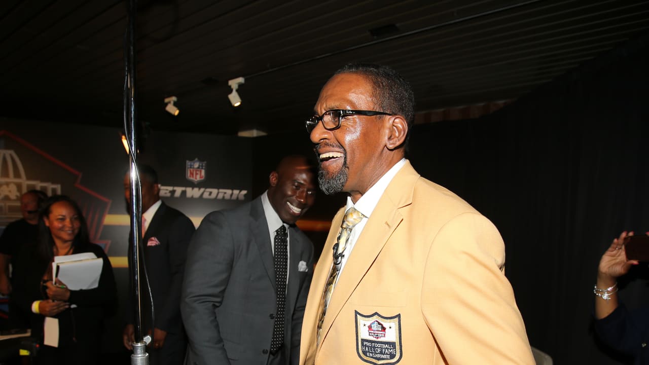 Seahawks Legend Kenny Easley Pro Football Hall of Fame Gold Jacket Ceremony
