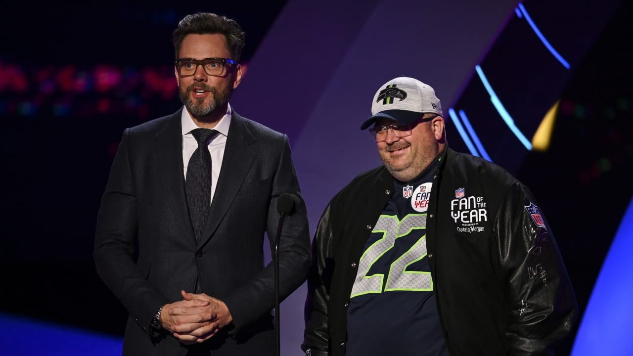 Seahawks & NFL Fan Of The Year Larry Bevans Reflects On Memorable Super ...