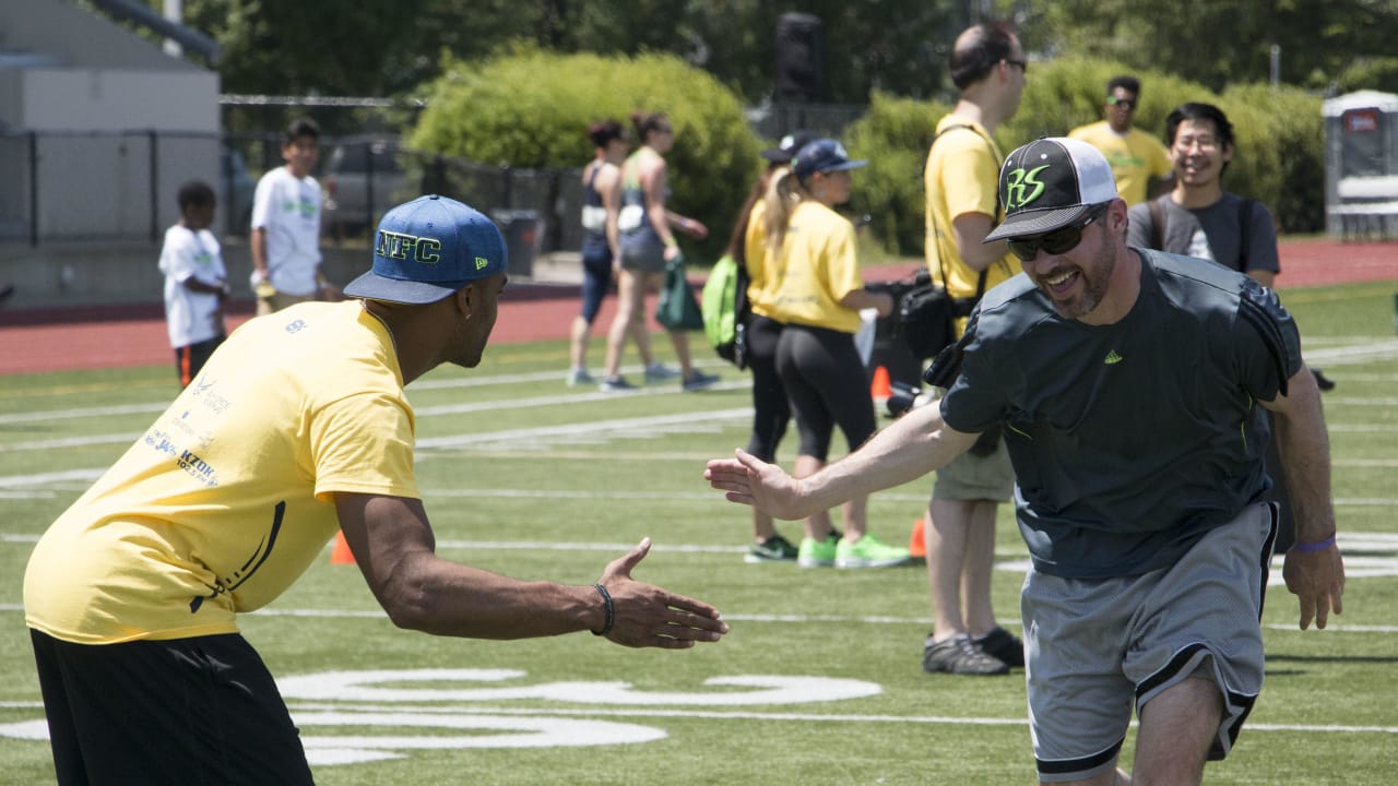 Doug Baldwin Holds Inaugural Family Combine