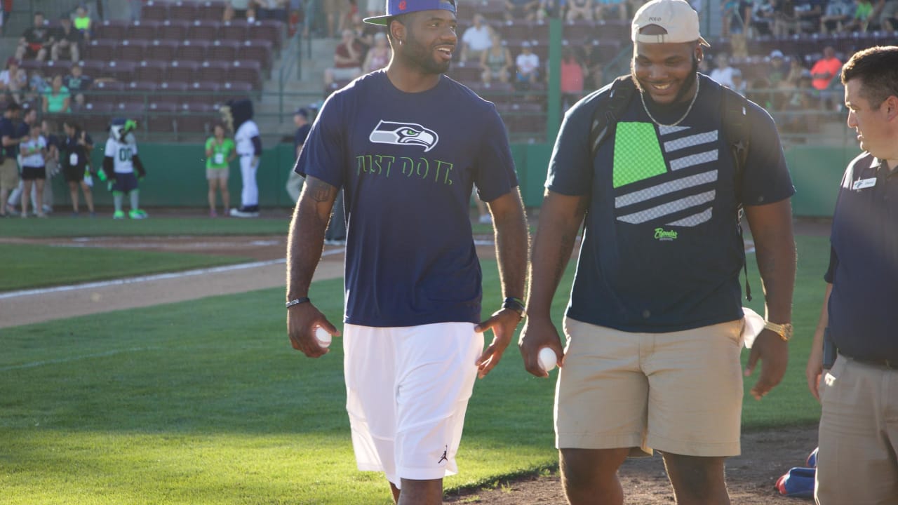 Central Washington #12Tour - Seahawks At Tri-City Dust Devils Game
