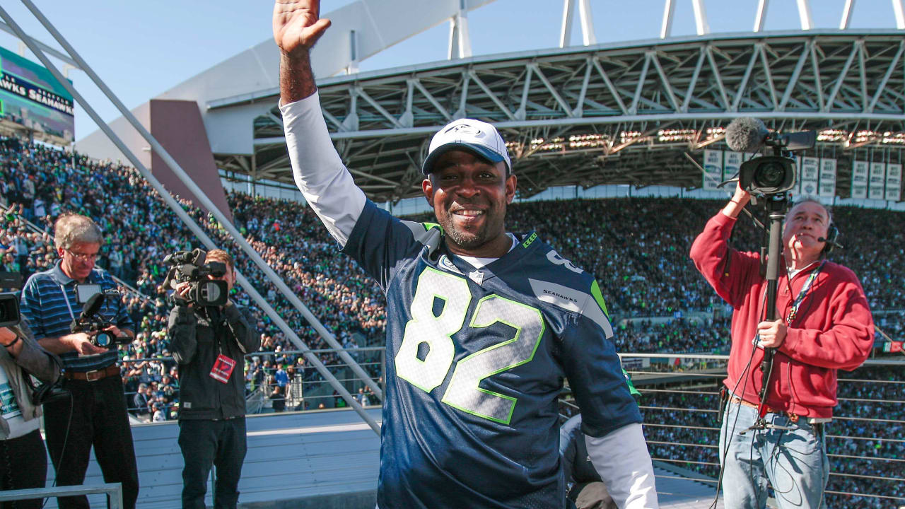 PHOTOS: 12 Flag Raiser Darrell Jackson