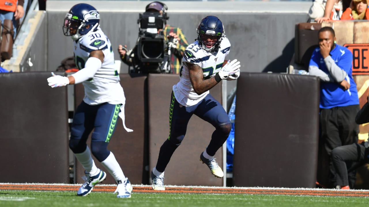 2019 Week 6: Tedric Thompson Dives For Interception