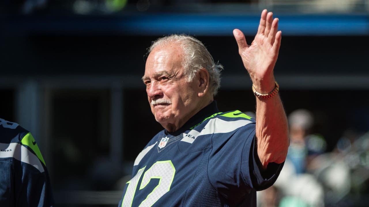 "Patera Era" Halftime Ceremony