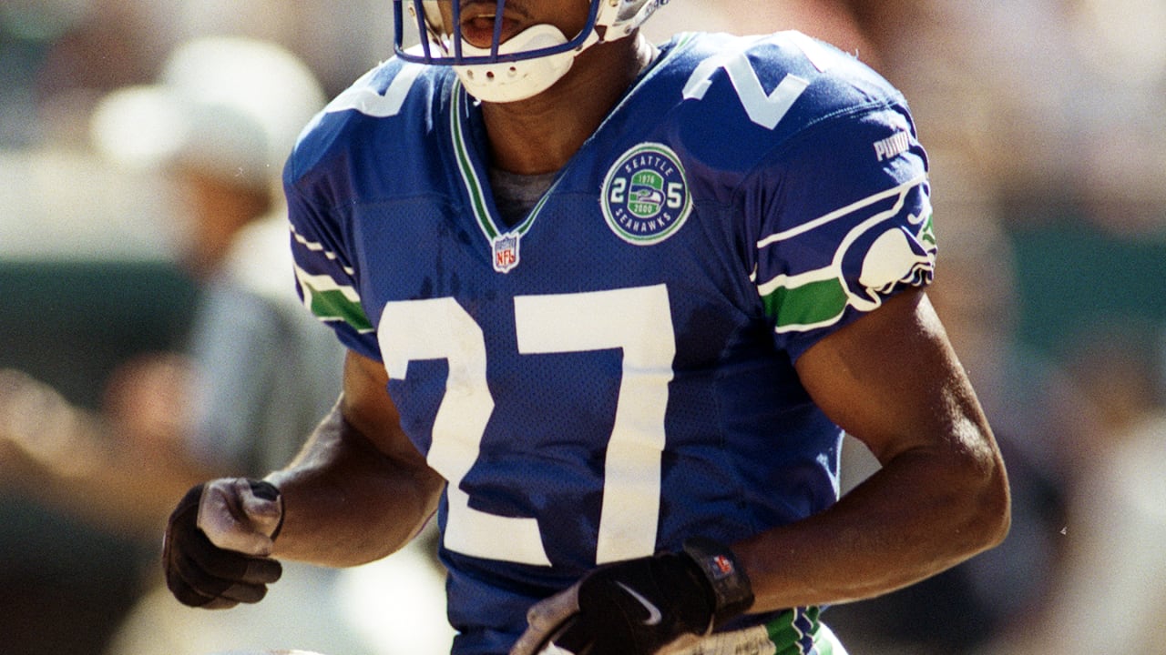 On this date: Willie Williams signed in free agency