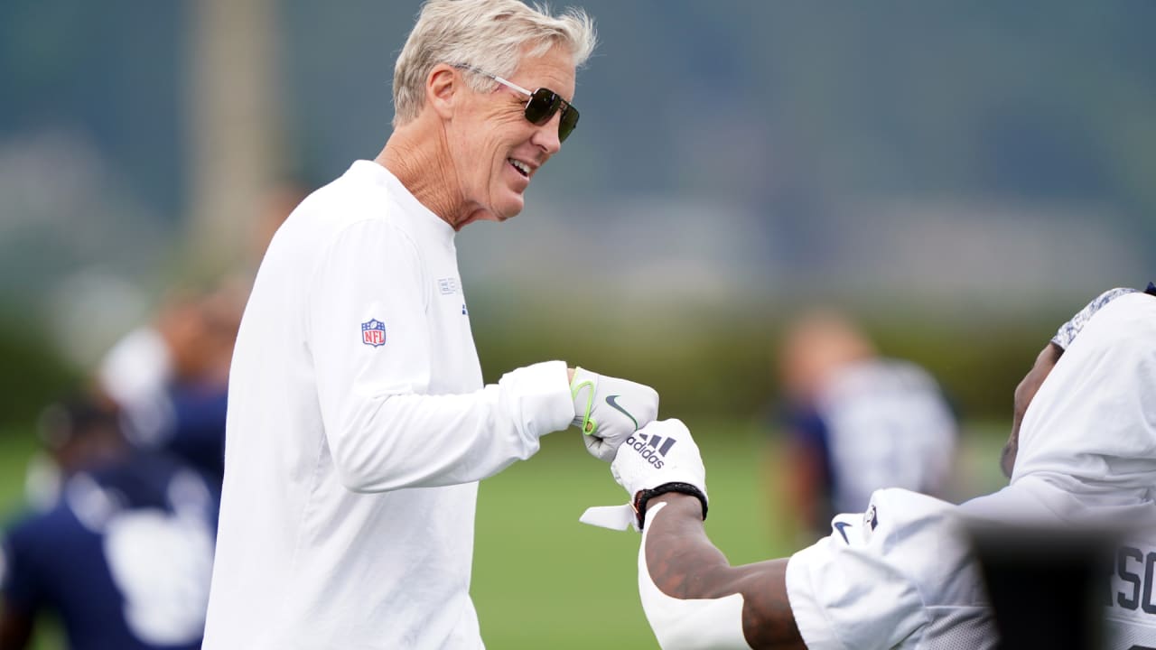 PHOTOS: Best Shots From Seahawks Practice - September 9