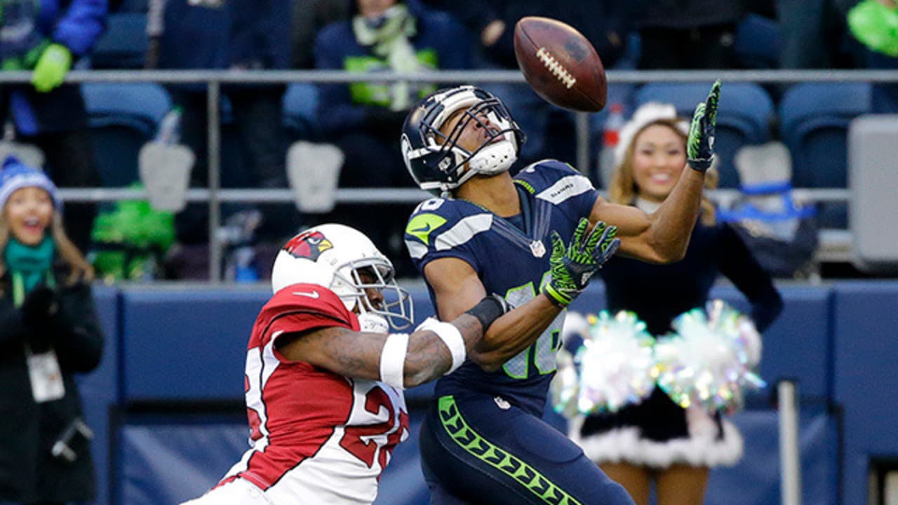 Tyler Lockett Nearly Hauls In Touchdown