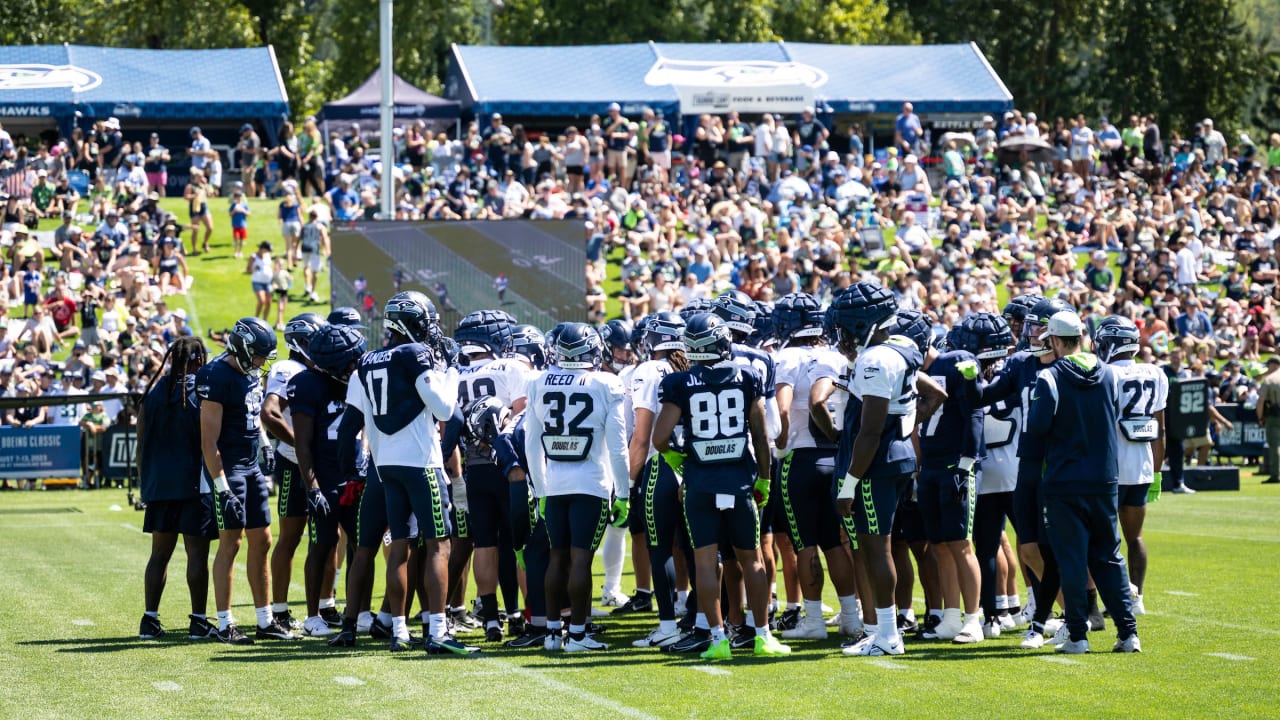 Michael Robinson: Seahawks 'will win' the NFC West