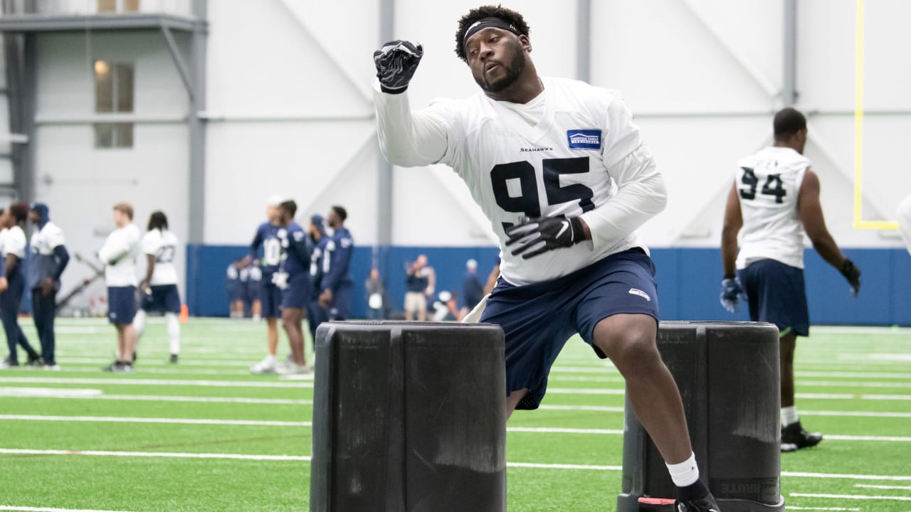 Top 2019 Seahawks Training Camp Storylines: Big Changes At Defensive End