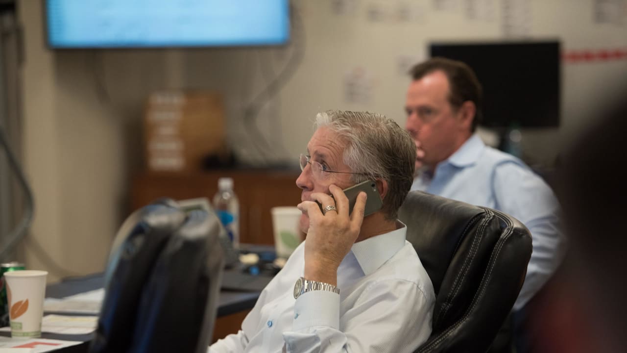 2016 Seahawks Draft Room