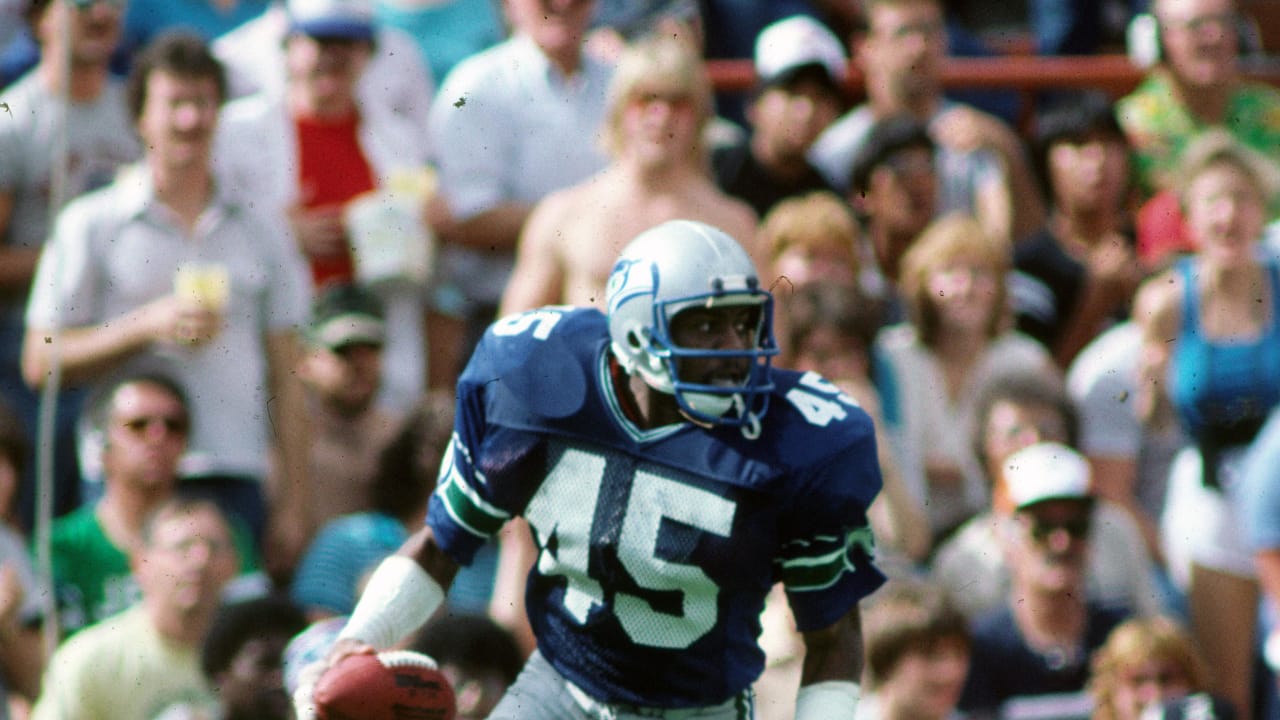 Jersey Retirement “Really Special” For Seahawks Legend Kenny Easley