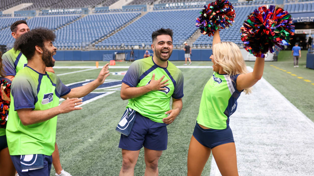 PHOTOS: Seahawks Dancer Of The Day - Victor