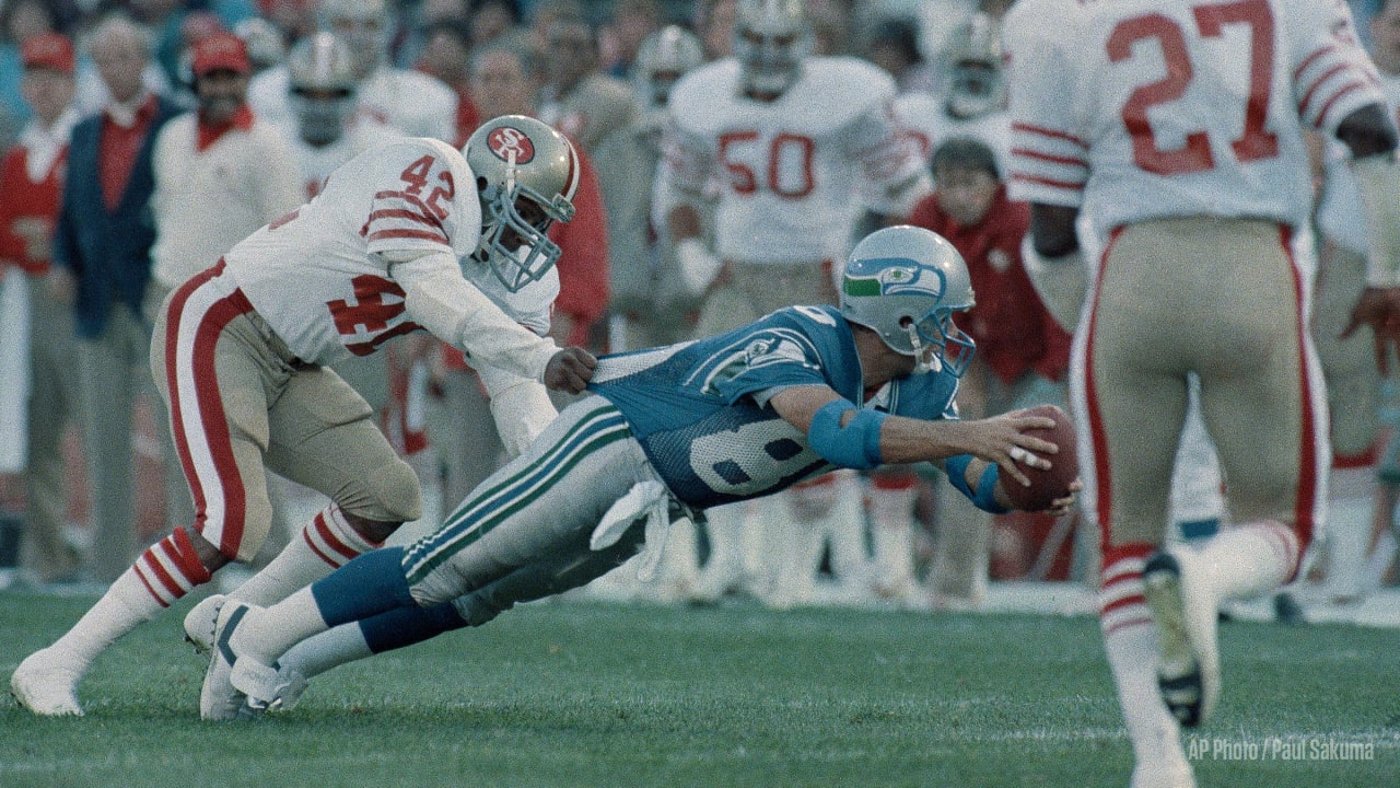 NFL At Home: Cris Carter Ranks His 'Best Hands' Receivers Of All Time